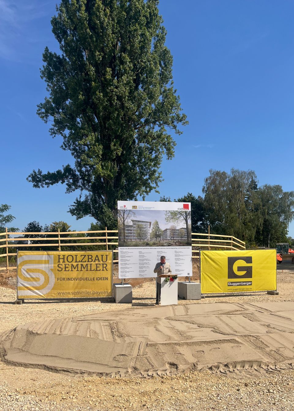 Spatenstich auf der ehem. Prinz-Leopold-Kaserne • PALAIS MAI
